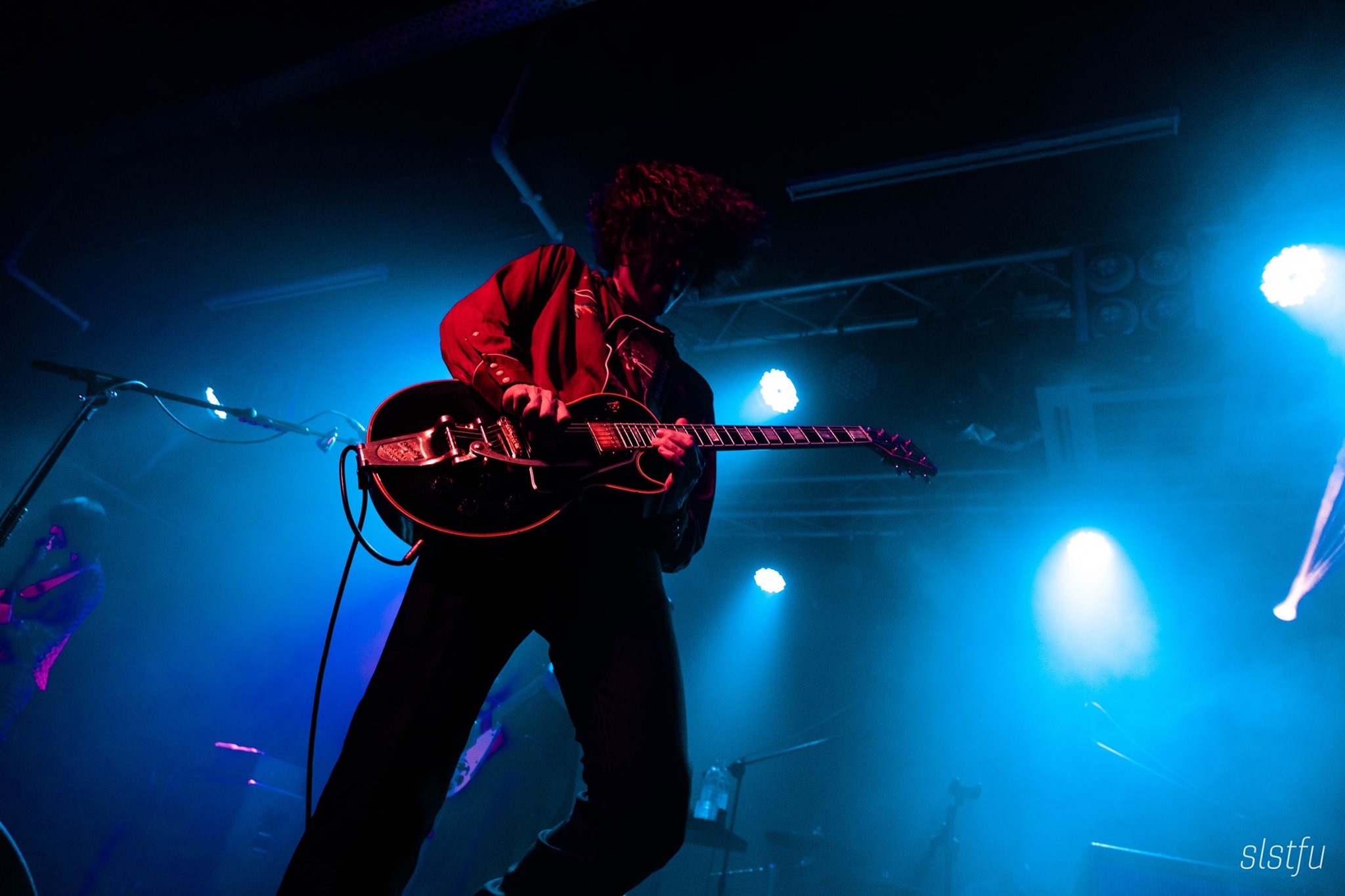 GLIM SPANKY (2019) – Neon Lit